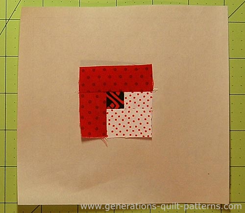 Easy Log Cabin Quilt Pattern: Paper Pieced to Perfection